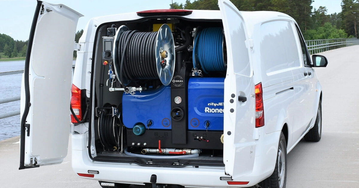Rioned | High-pressure sewer and drain jetting machines